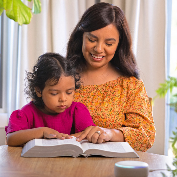 ¿Tijtekiuia Biblia ika audio?