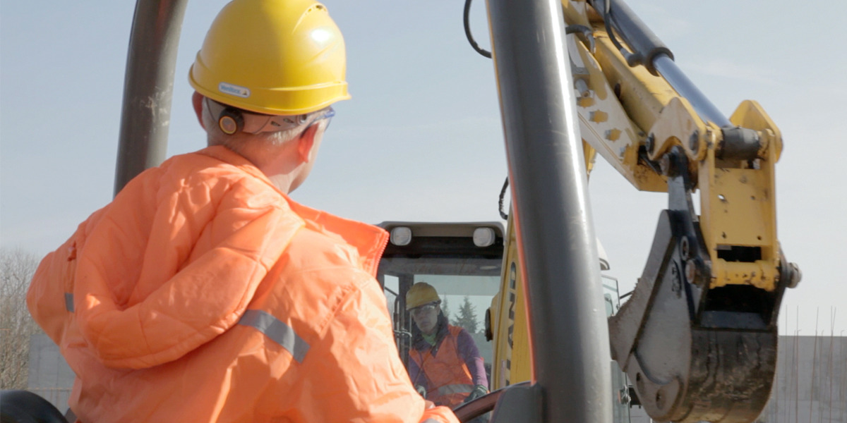 Jehovah’s Witnesses—Building Without Borders | Videos