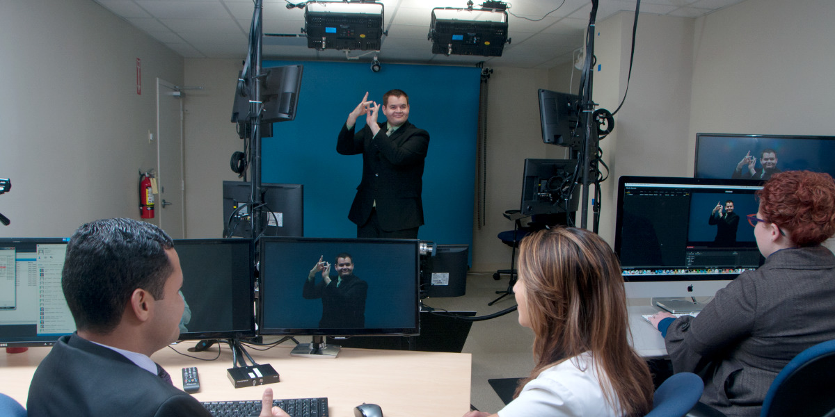 ASL (American Sign Language) Translation Moves to Florida